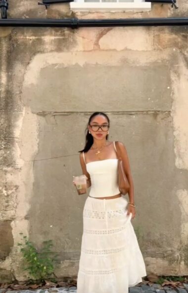 Bali Outfit Ideas: 20 Stylish Looks for Tropical Vibes - The Style Era