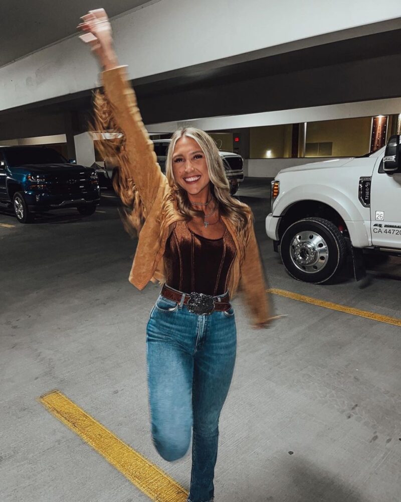 15 Outstanding Winter Country Concert Outfits to Rock Your Look - The ...