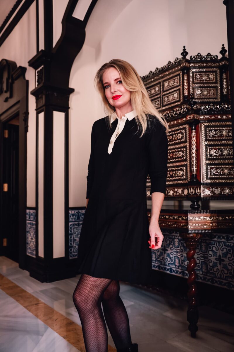 18 Stylish Outfits with Tights to Elevate Your Look - The Style Era